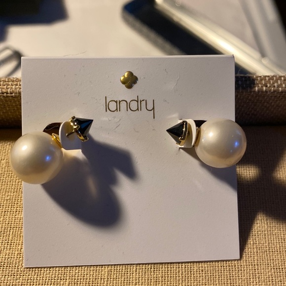 Landry | Jewelry | Nwt Landry Pearl And Crystal Studs 4k Gold | Poshmark